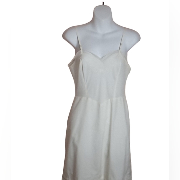 Barbizon Vintage | Intimates & Sleepwear | Vintage 96s Barbizon Little ...
